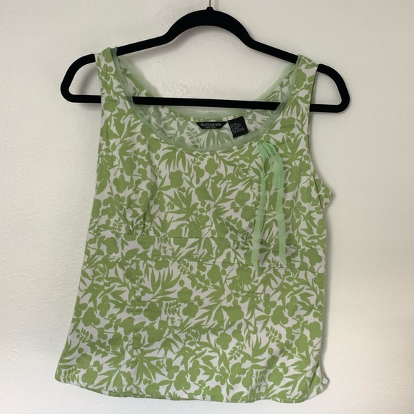 Autograph | Tops | Autograph New York Green Top | Poshmark